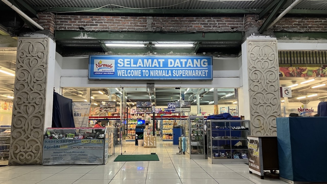 Nirmala Plaza Supermarket Kampus Unud Нирмала Плаза, Магазин на Бали