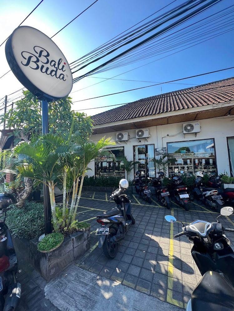 Bali Buda Kerobokan, Ресторан на Бали