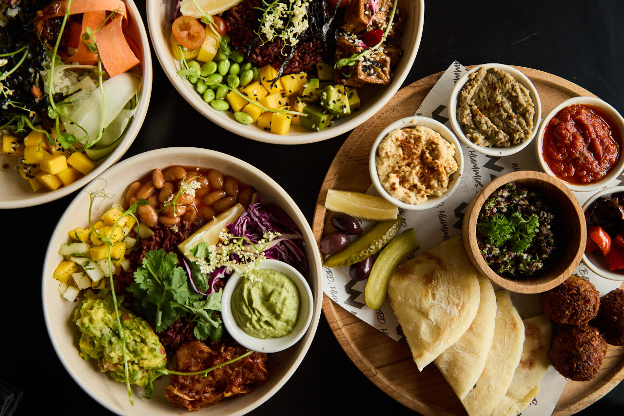 Word. Hummus Bar, Ресторан на Бали