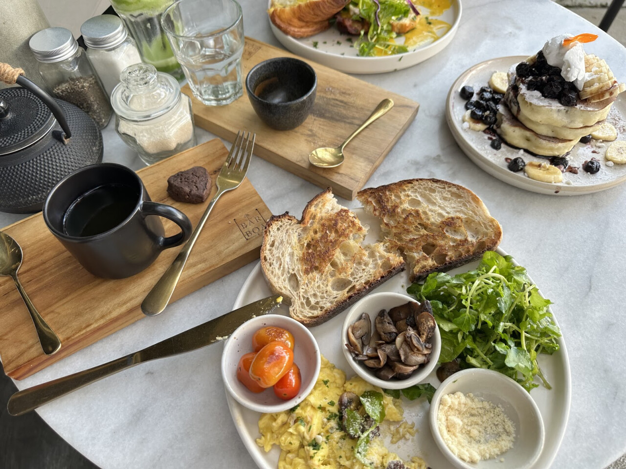 Barboa Bali, Кафе на Бали