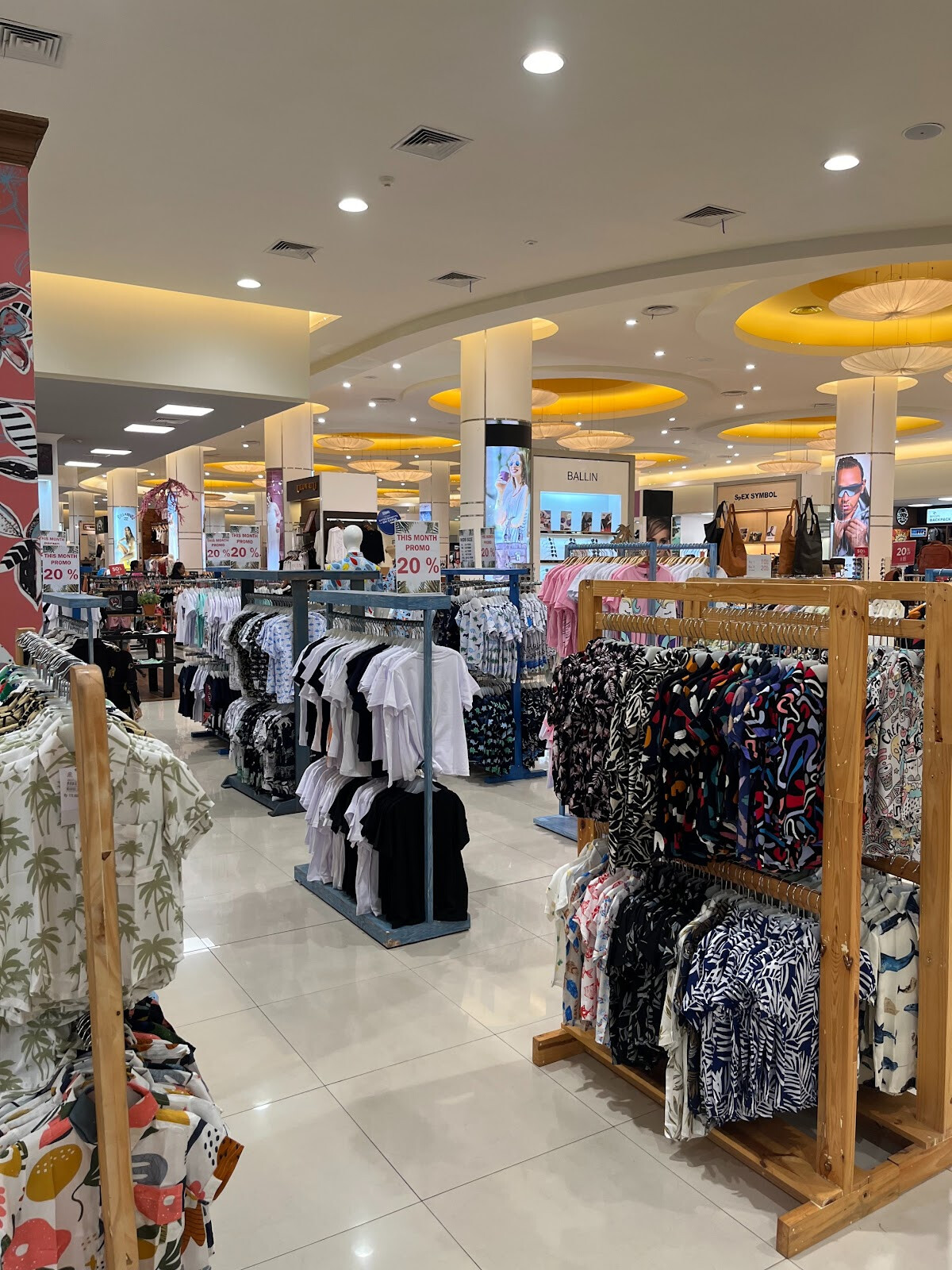 Tropisia - Sogo Collection Bali, Магазин на Бали