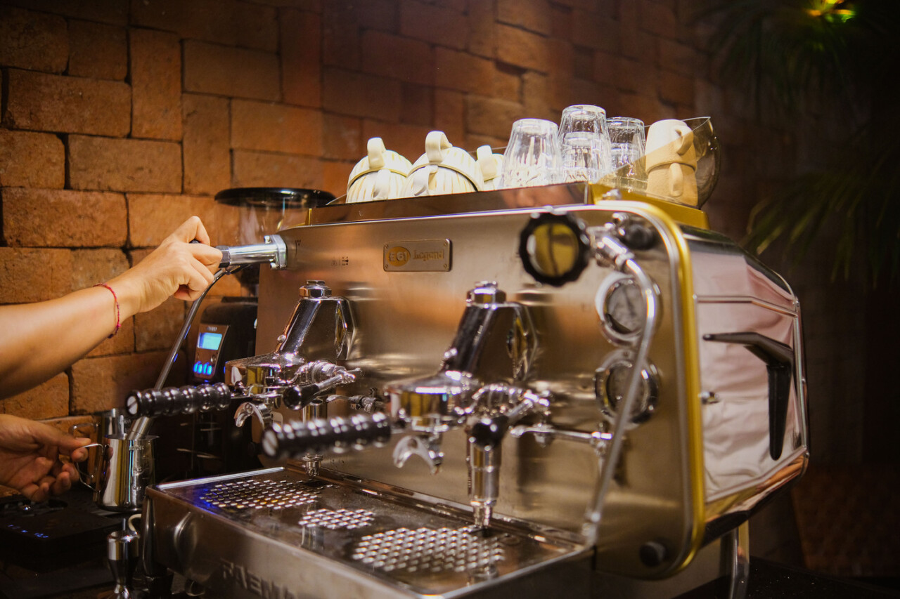 Seta Coffee Studio Сета Кофе, Кафе на Бали