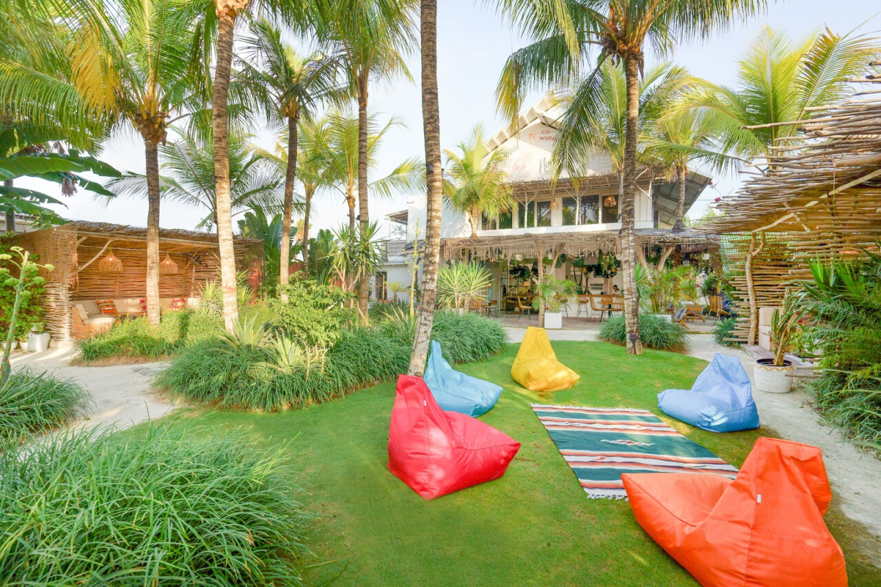 Tropical Nomad Coworking Space ТРОПИКАЛ НОМАД, Коворкинг на Бали