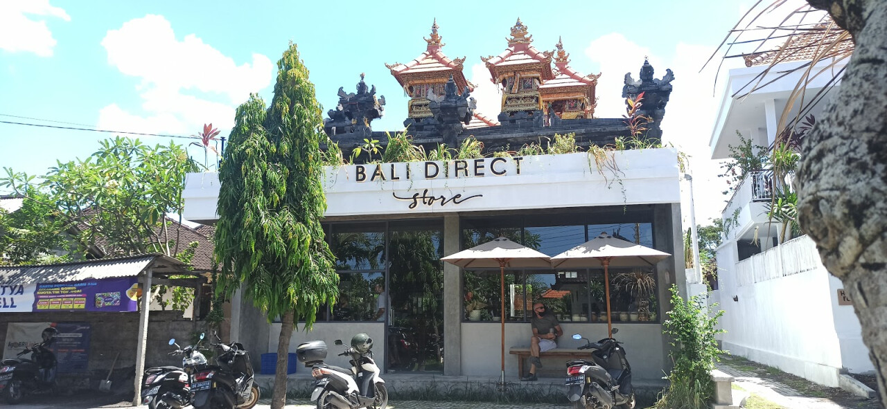 Bali Direct Store Pererenan, Магазин на Бали